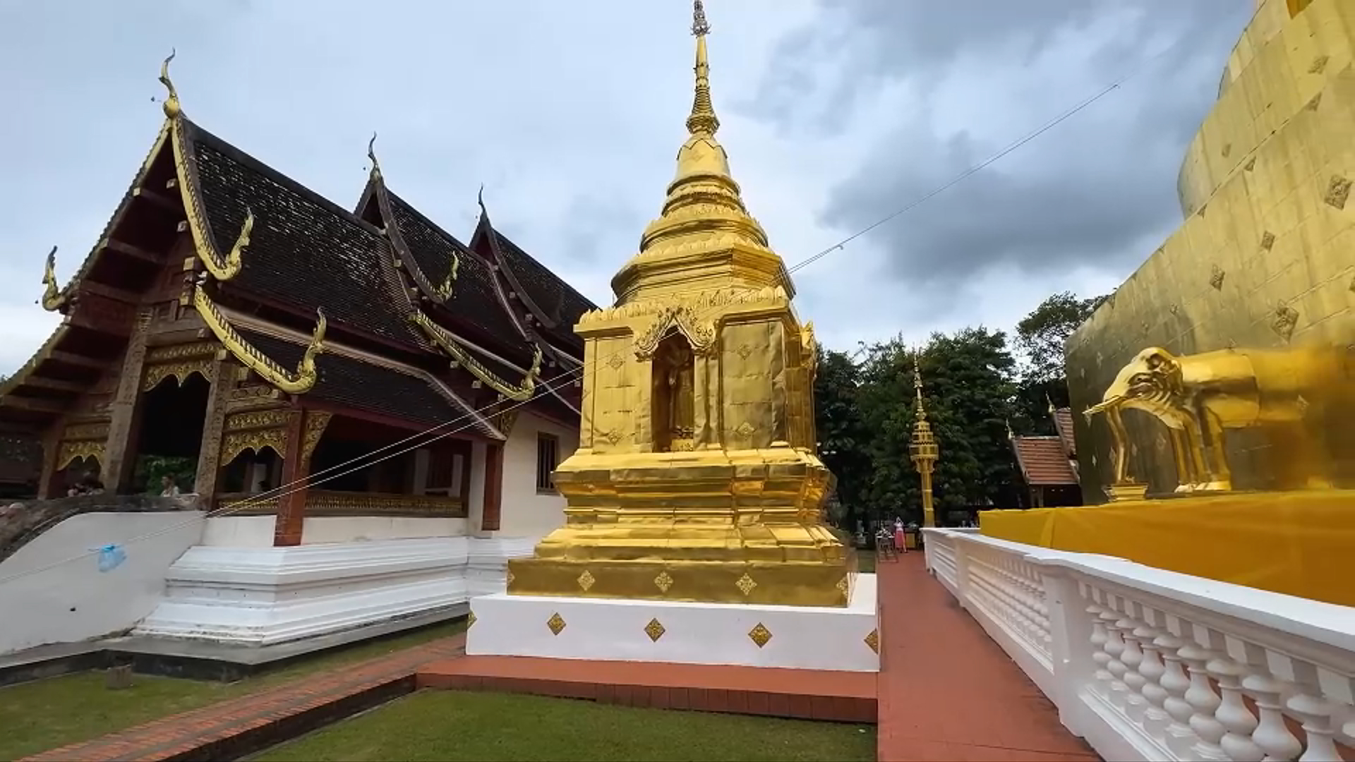 CHIANG MAI, Thailand - Street Food and Temple Visits