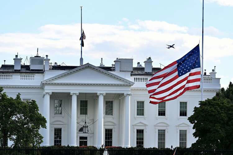 Why are flags at half-staff? Trump orders flags lowered to honor ...