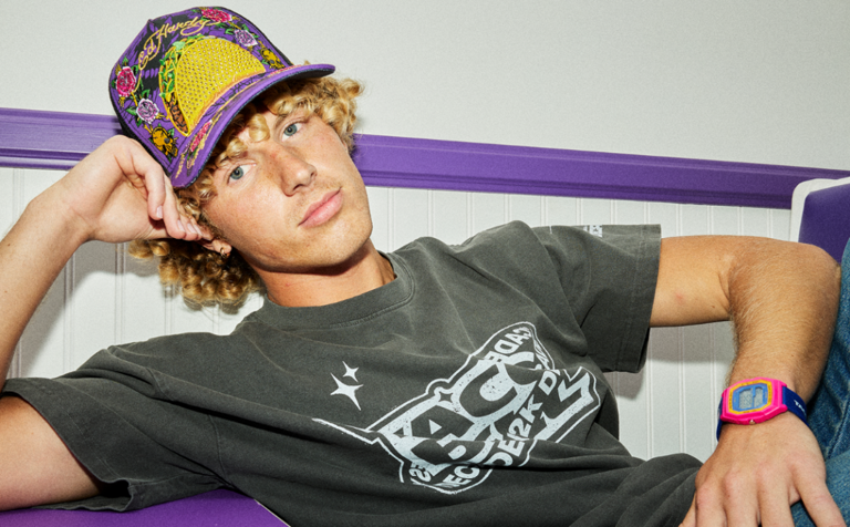 Taco Bell's New Merch Collab Is Like 'Opening A Time Capsule' From the ...