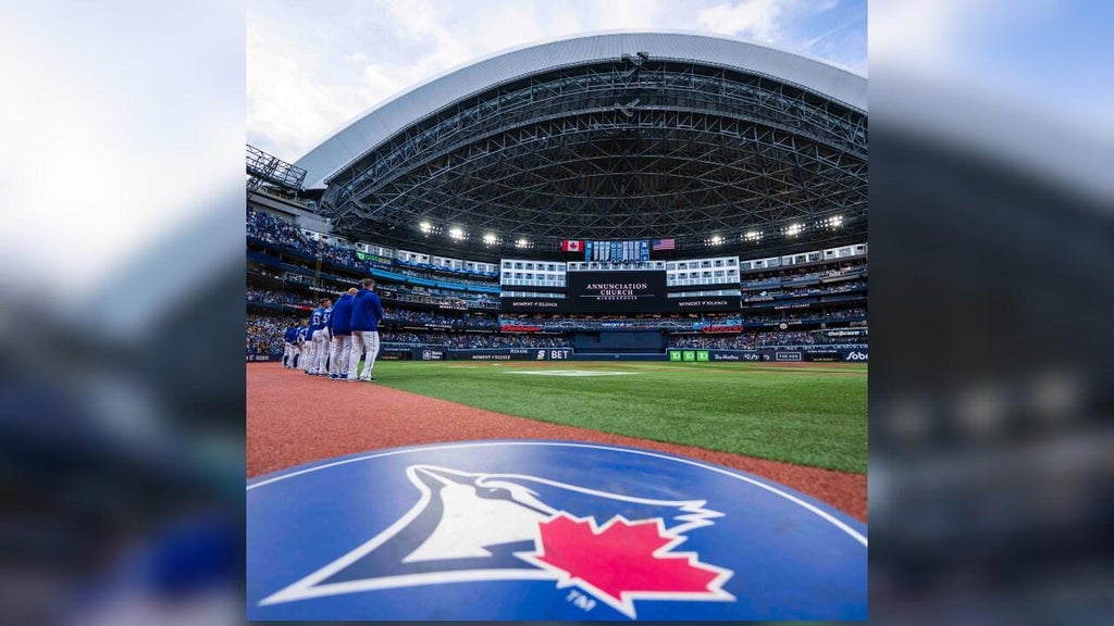 Annunciation shooting victims honored ahead of Twins, Blue Jays game
