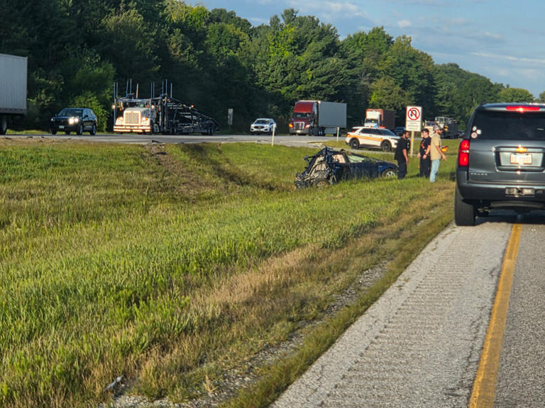 Car, semi-truck crash shuts down lane of I-74