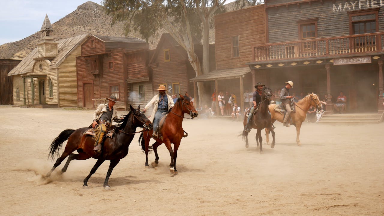 10 Myths About the Wild West That Aren’t True