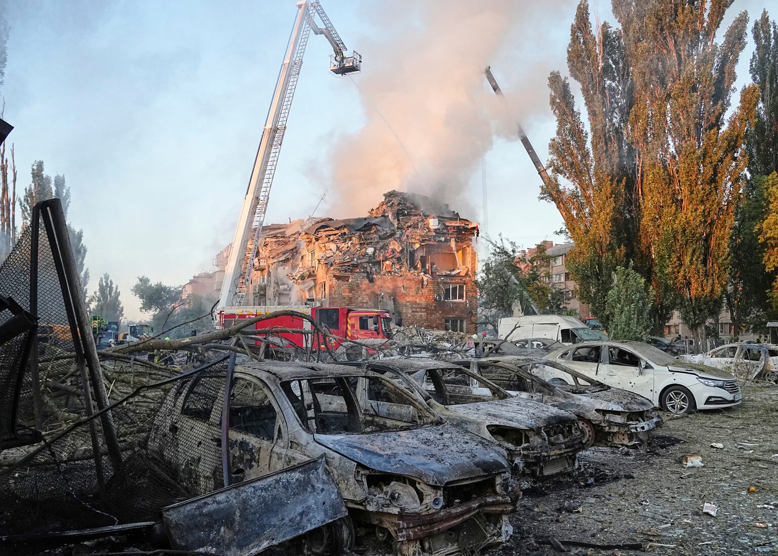 Major Russian attack includes rare strikes on centre of Kyiv