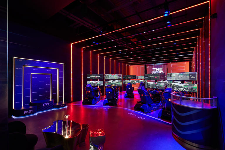 I've tried F1 Box racing experience - this is what it's really like