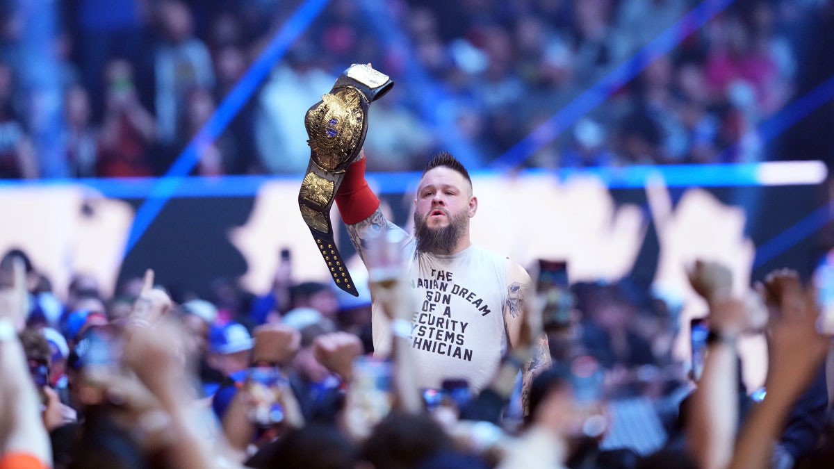 Kevin Owens reunites with past WWE rival at Lightning-Stars game