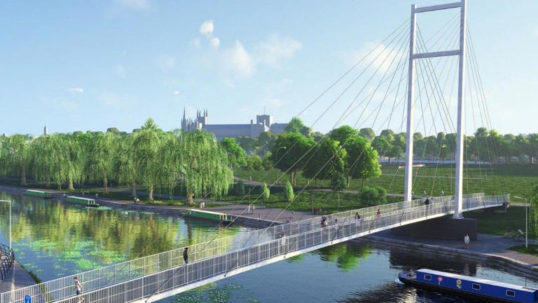 Council spends £1.2m on bridge before construction