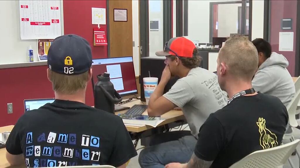 Fast-track process technician program launches at EICC