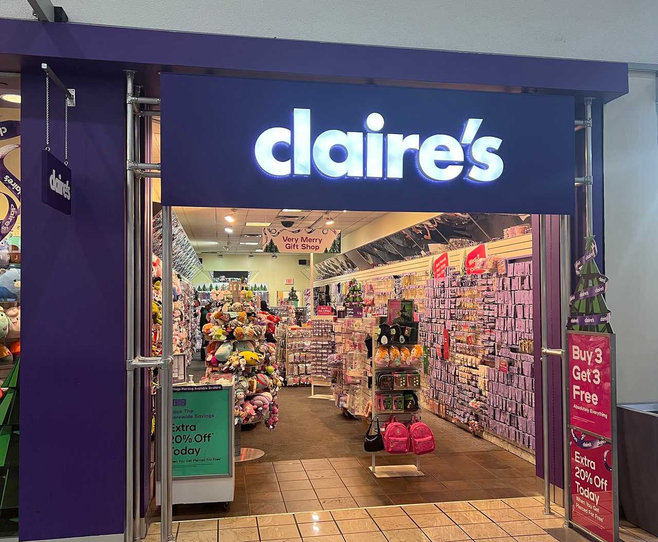 Claire's, Icing Closing 290+ Stores After Bankruptcy Filing