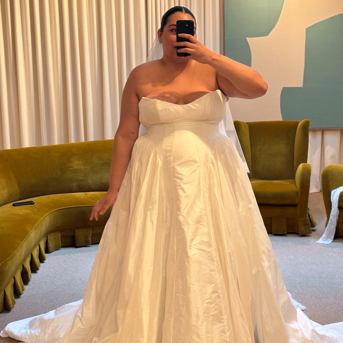 Why It Took So Long for Designers to Understand Plus-Size Brides