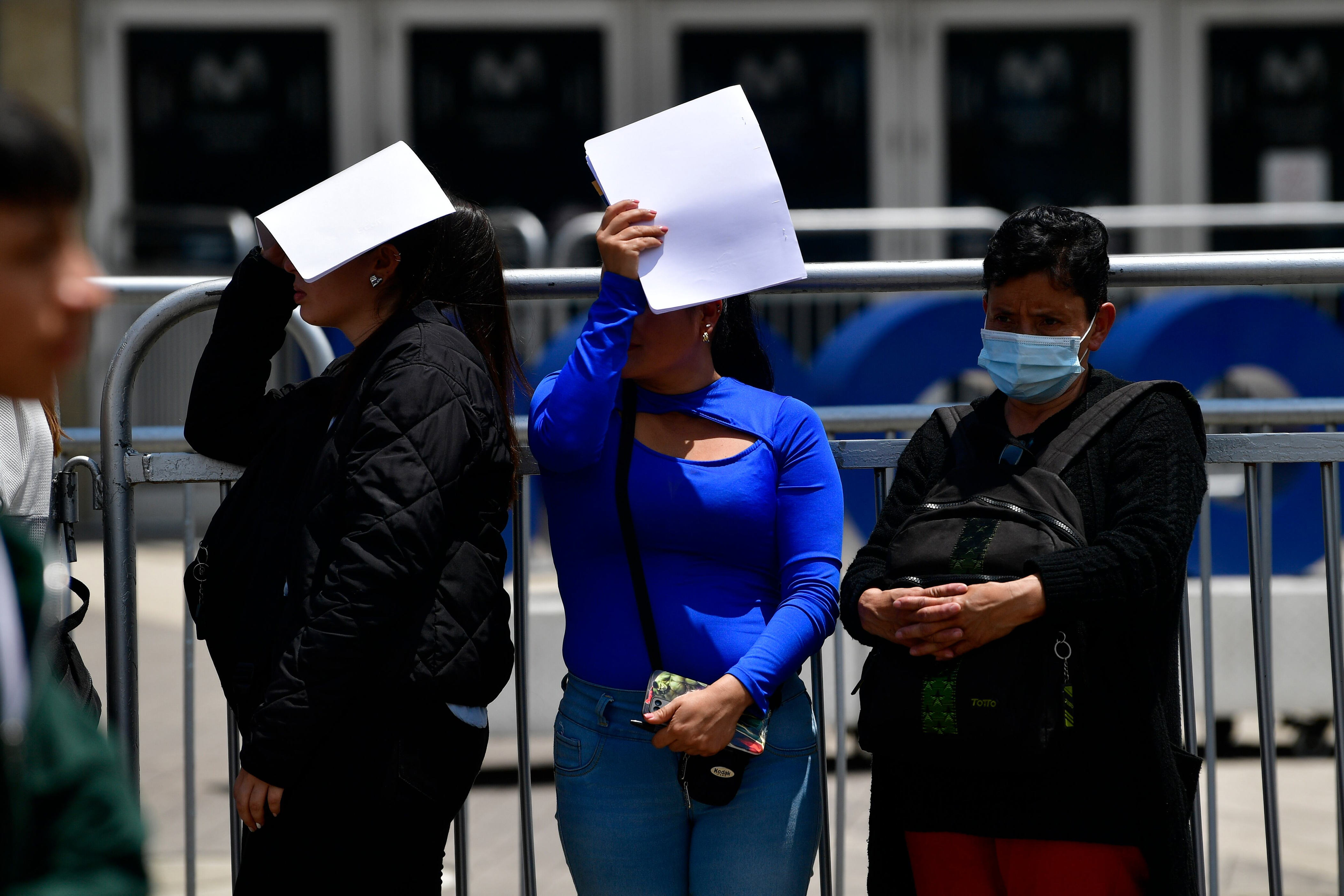 Adecco Colombia reporta 3.800 vacantes activas con sueldos de hasta $3 ...