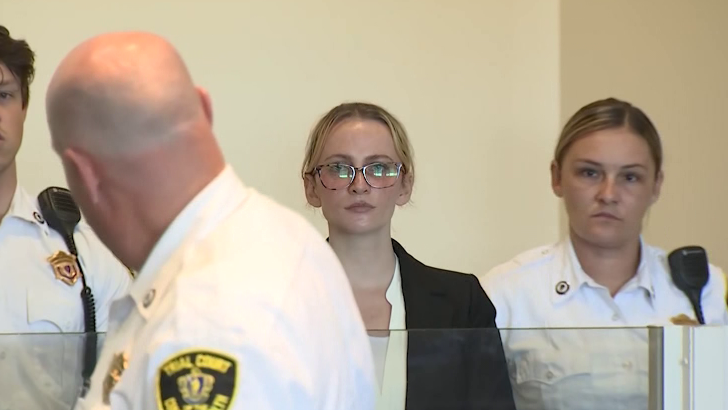 Officer shot after pointing gun at colleague gets bail