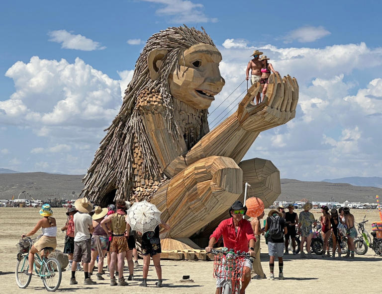 Burning Man Thursday: Weather clears up, entry wait times diminished