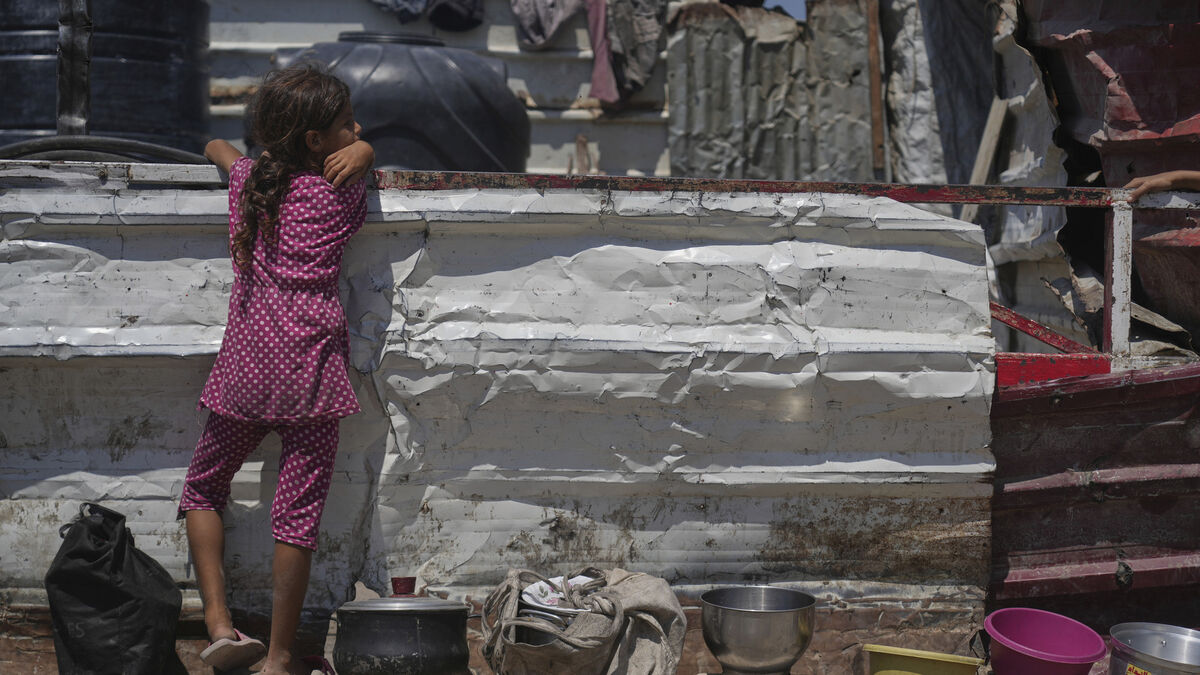 UN food agency chief says women and children are ‘starving’ in Gaza