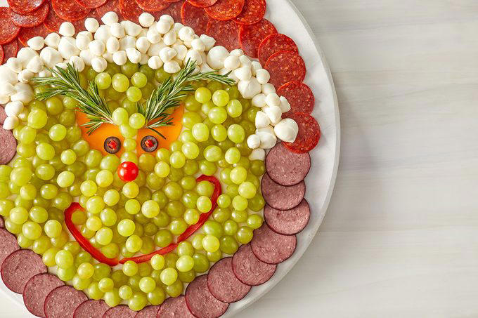 Grinch Charcuterie Board