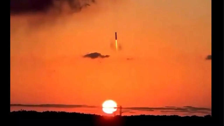Sci-fi or reality? Watch SpaceX Falcon 9’s breathtaking landing at sunset