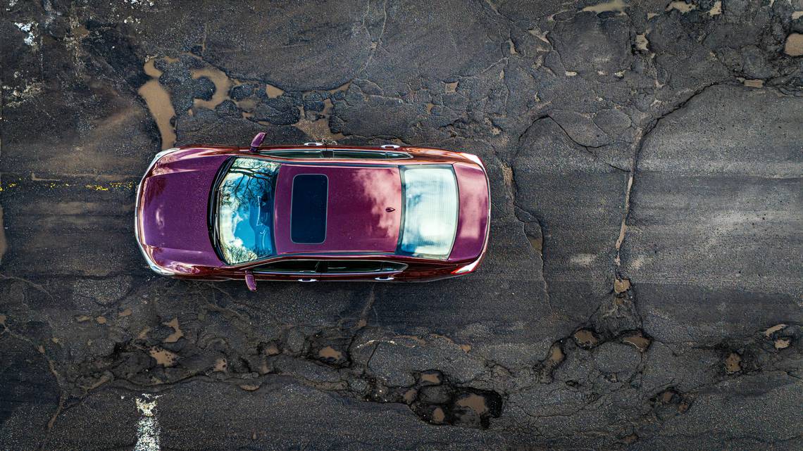 Opinion: Montreal’s streets are a mess. So, next mayor, what’s the plan?