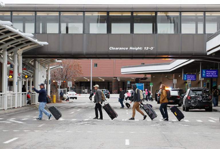 Passenger suffered ‘permanent hearing loss’ after cabin pressurization ...