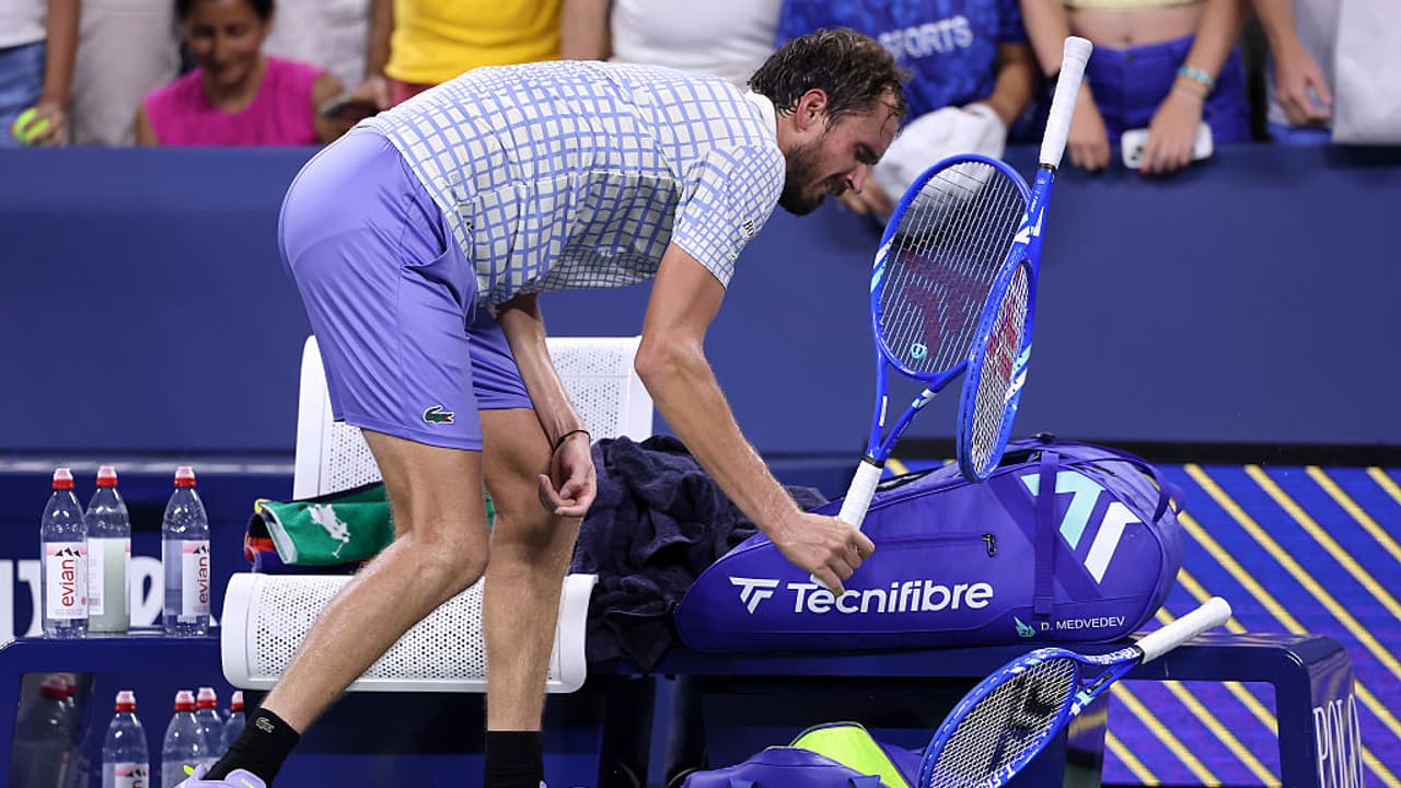 US Open 2025: Medvedev's On-Court Meltdown, Racquet Abuse Cost Him ...