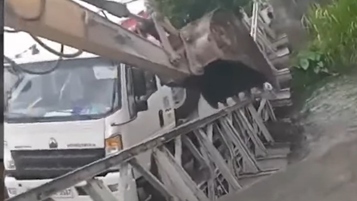 Albay bridge collapses due to overloaded truck