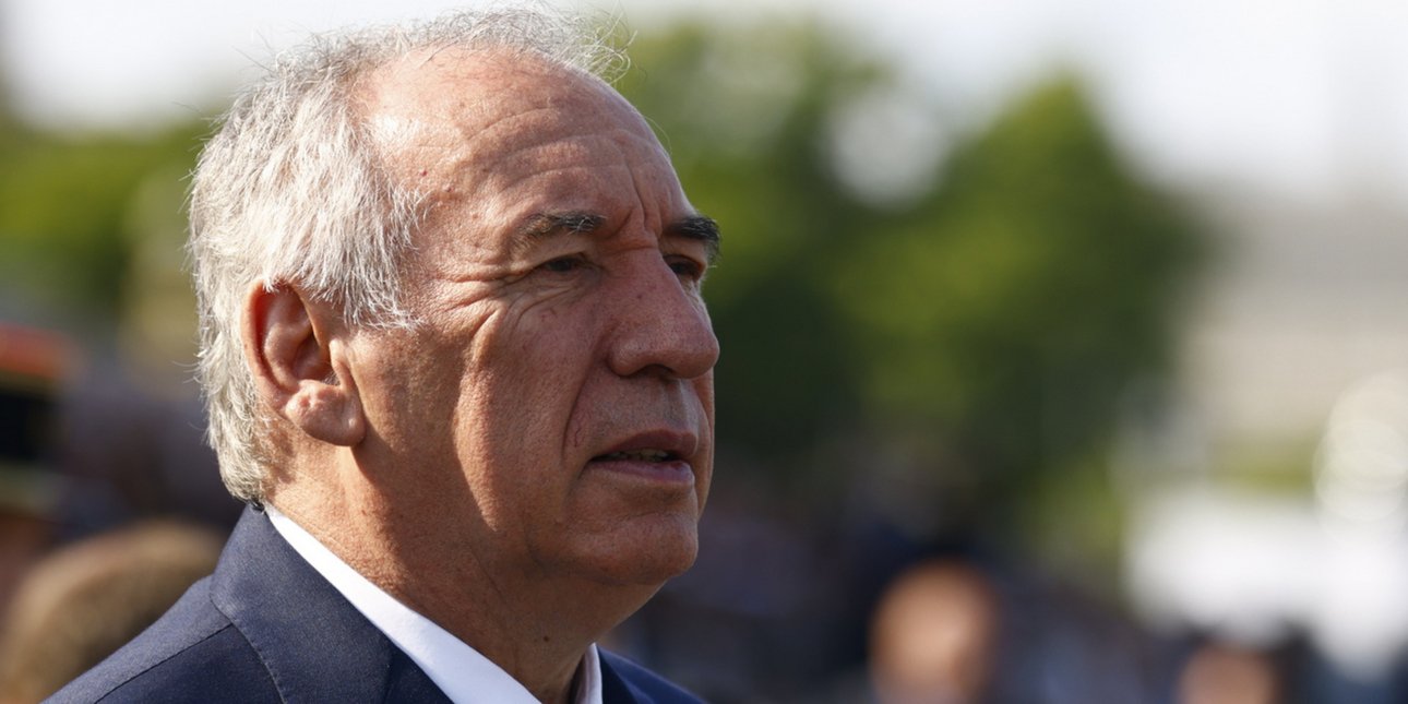 Γαλλία: Μπαϊρού λίγο πριν την ψήφο εμπιστοσύνης -«Η υποταγή στο χρέος ...