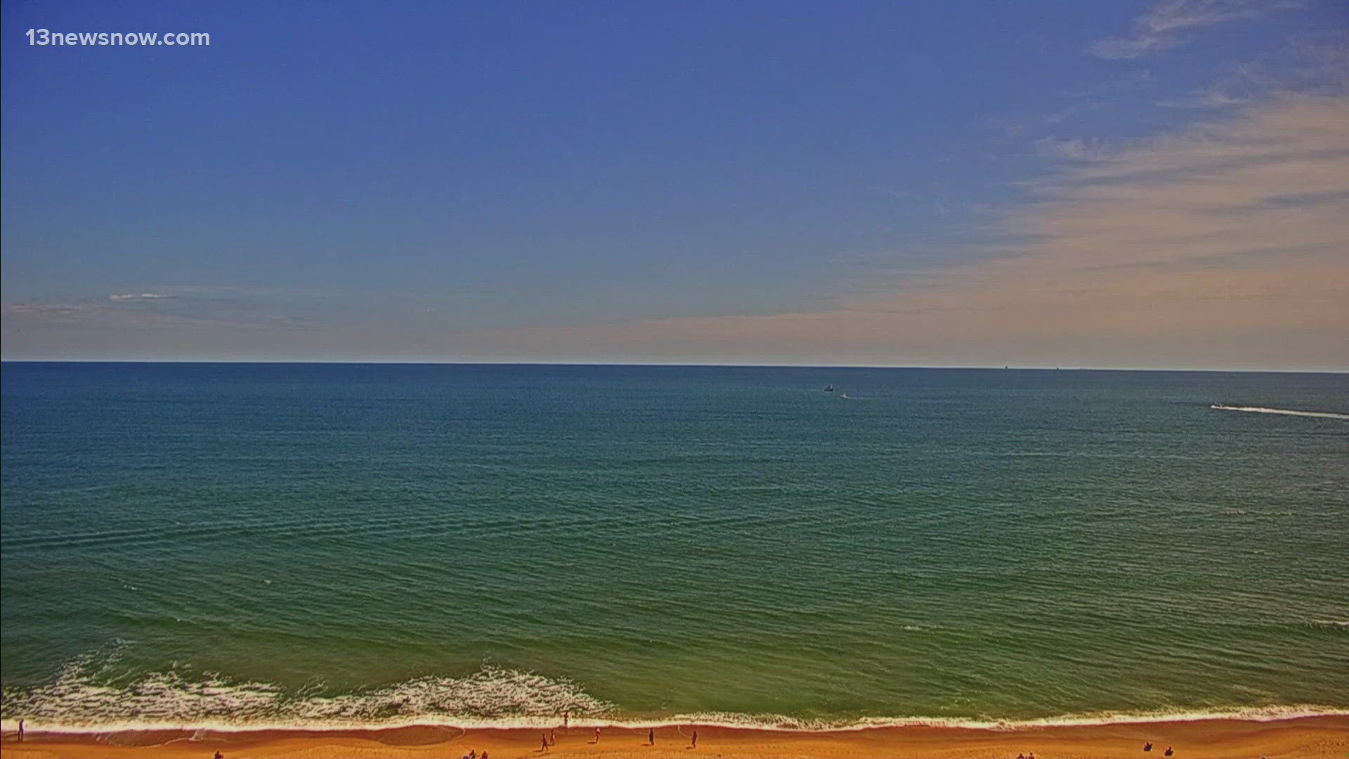 Crowds head to the Oceanfront for Labor Day Weekend