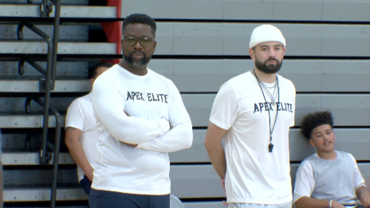 New basketball program offers alternative to AAU with focus on ...