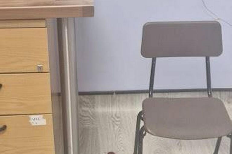 'Disgusting' pictures show blood dripping from ceiling of hospital