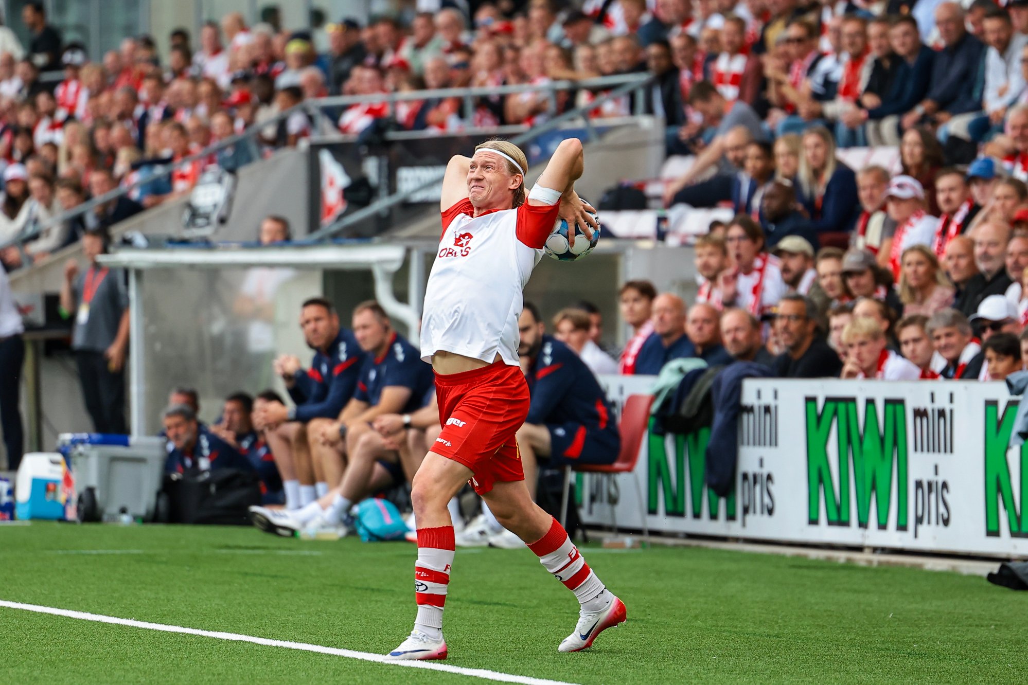 England reagerer: – Kaos