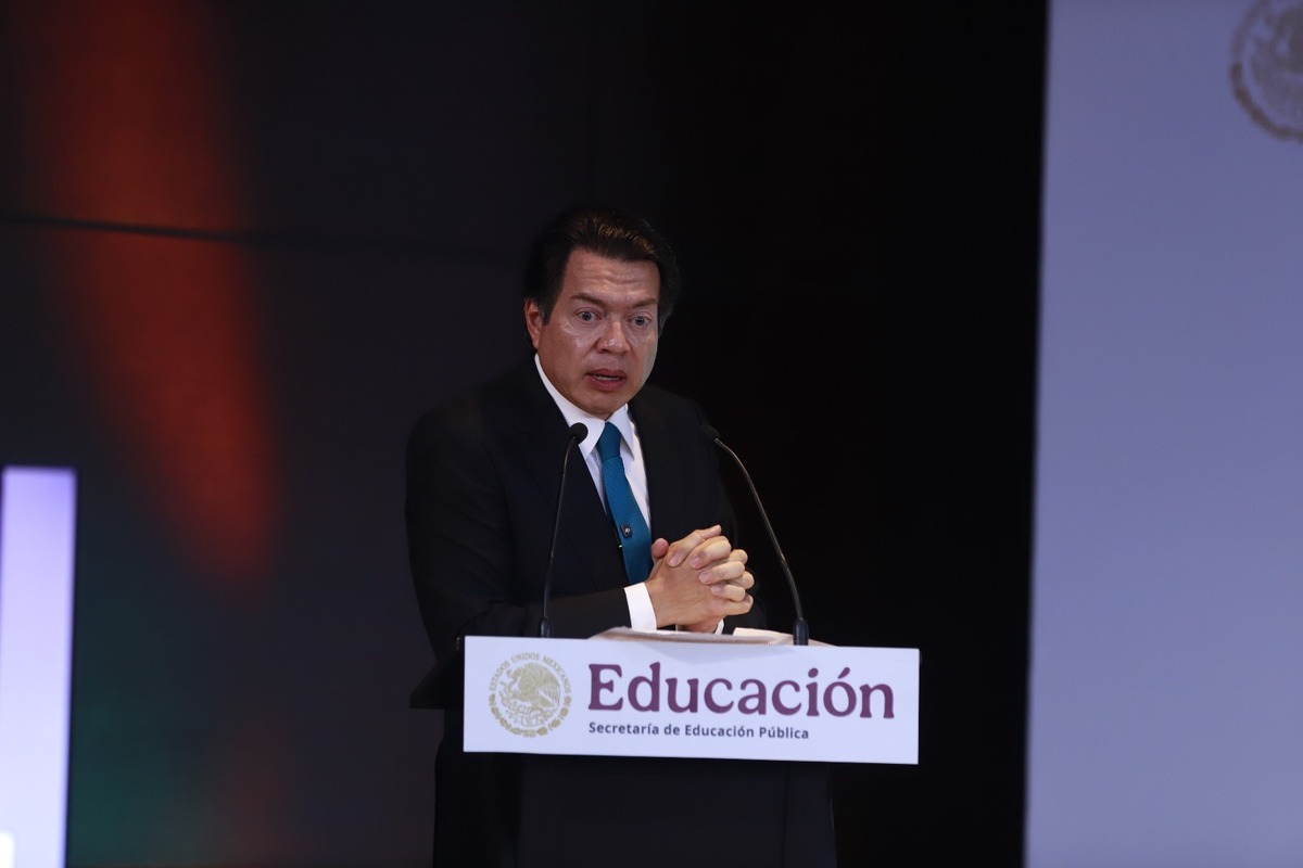 Mario Delgado asegura que ajuste al ciclo escolar es una propuesta; aún ...