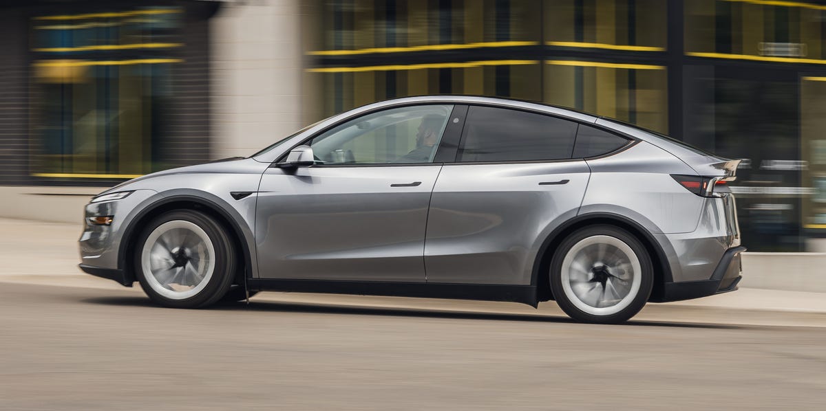 After Dropping the Model for the New Generation, Tesla May be Bringing ...