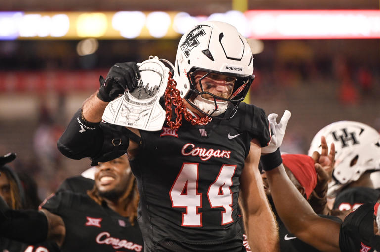 How to Watch Houston vs Stephen F. Austin: Live Stream College Football, TV