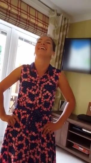 Woman Stumped with How to Pronounce "EYES"