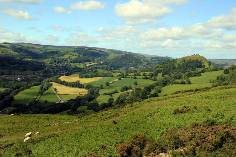 10 great North Wales hiking trails to stretch the legs and stir the heart