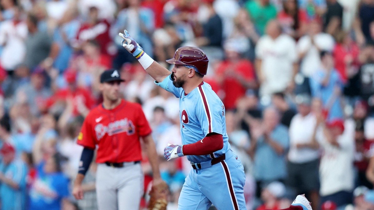 MLB: Here We Go Again! Kyle Schwarber Hits Another HR to Reach 4 in a Game