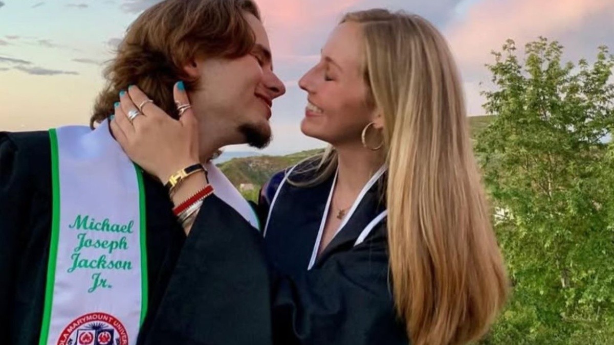 Prince Jackson anuncia su compromiso con Molly Schirmang, su novia de ...