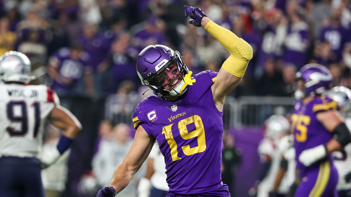 Steelers’ Adam Thielen breaks silence on learning Aaron Rodgers-led ...