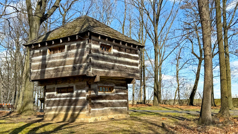 A Historic Park In New Jersey Offers Scenic Hudson River & George ...