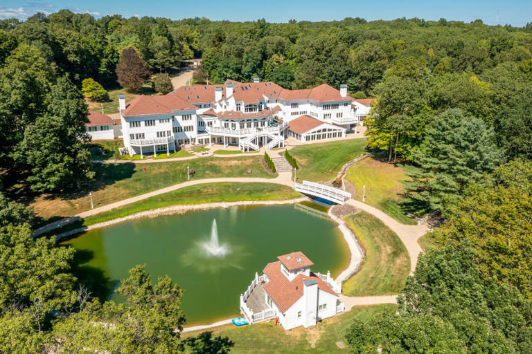 Mike Tyson and 50 Cent’s former Connecticut mansion asks $9.9M — with 7 ...