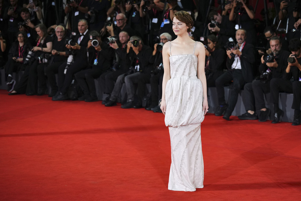 For Yorgos Lanthimos, new Emma Stone film ‘Bugonia’ isn’t a dystopia ...