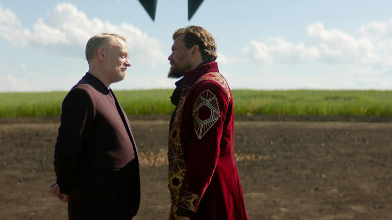 'I will destroy your Vault': Exclusive 'Foundation' Season 3 clip sees ...