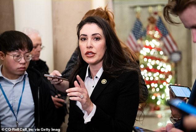 Anna Paulina Luna slams congressional stock trading 'corruption' and ...