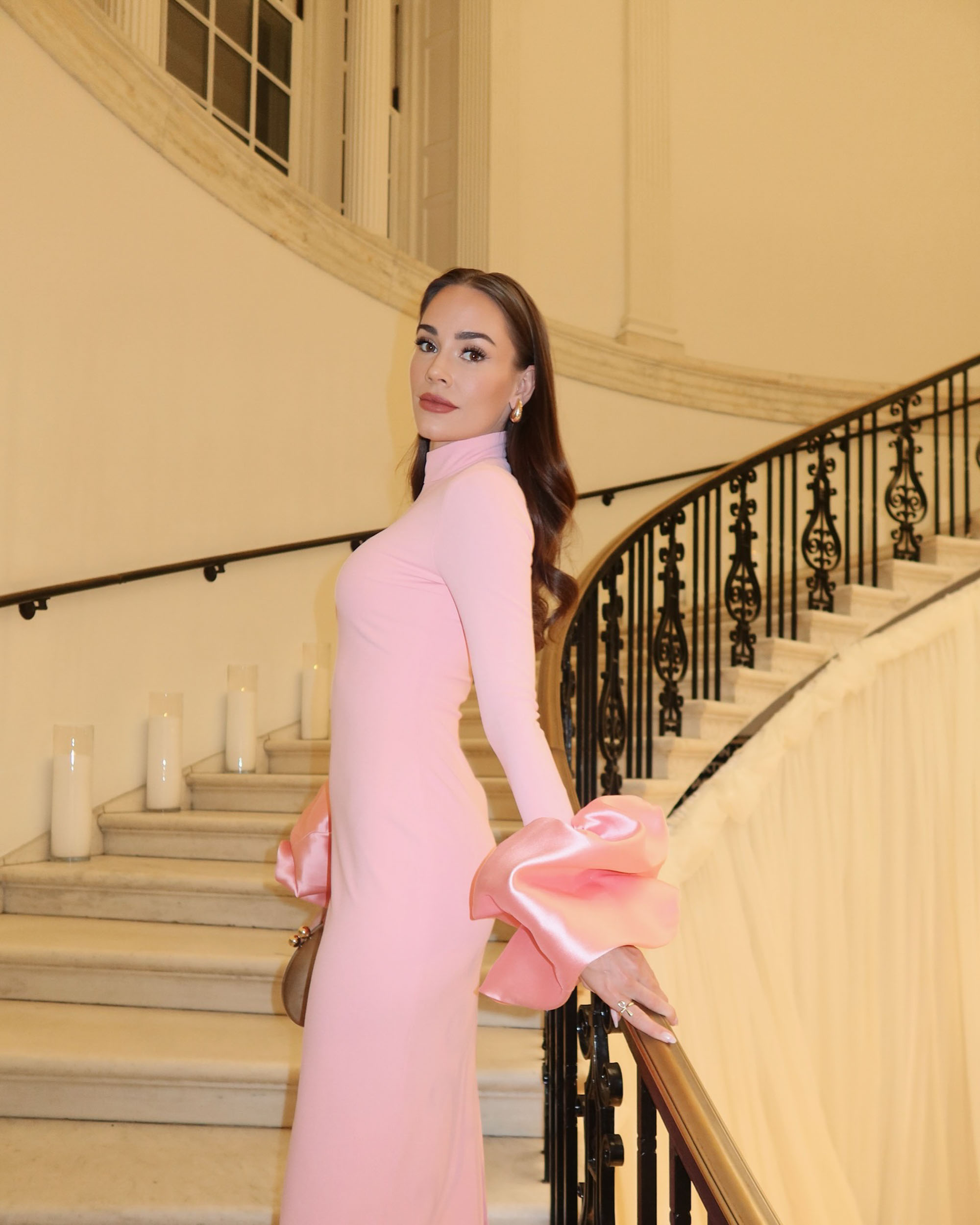 ‘Revenge’ star Christa B. Allen claims she escaped cult after romance ...