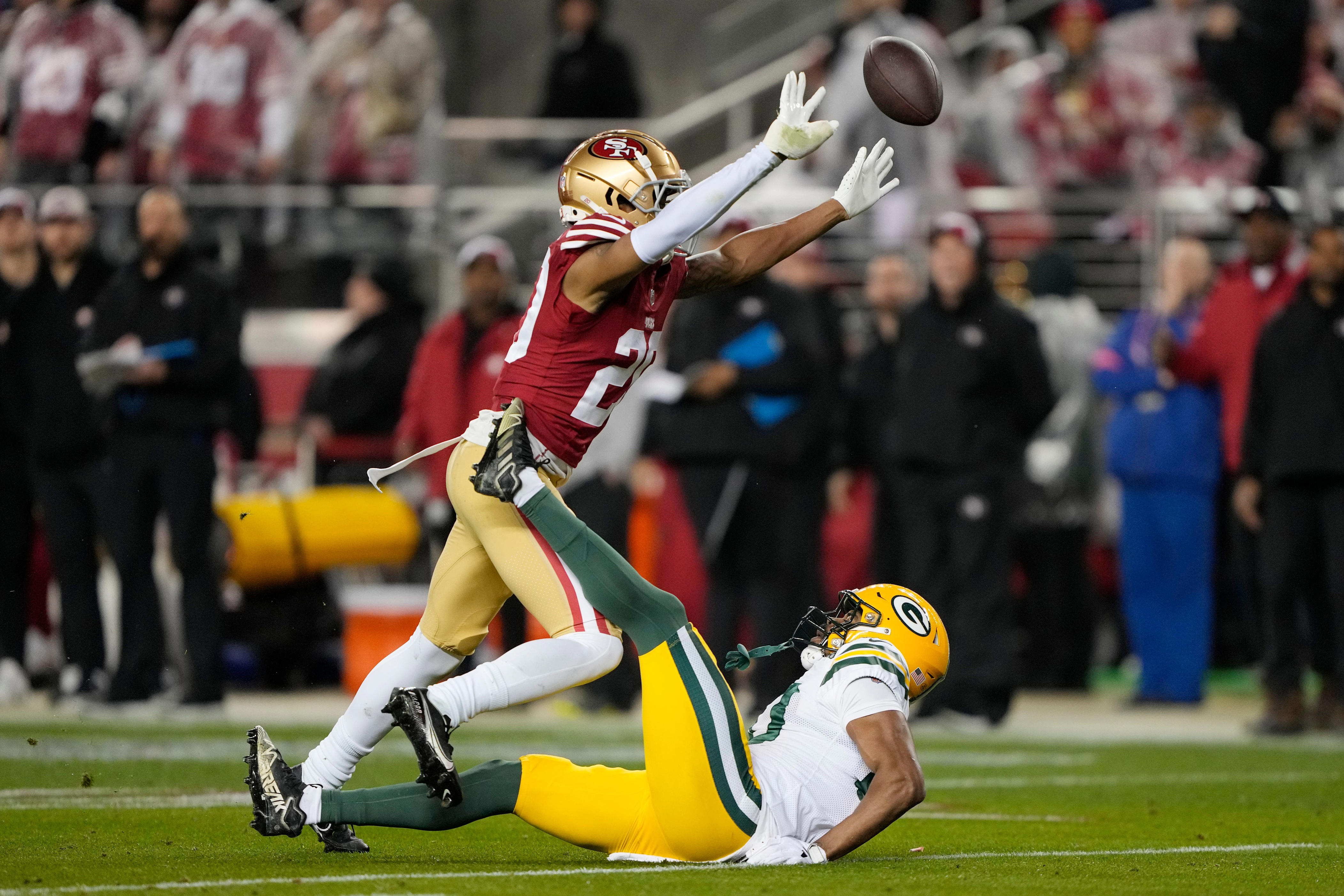 Eagles to sign former 49ers third-round pick at cornerback