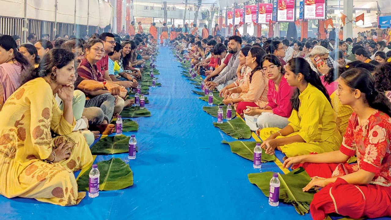 Ganeshotsav 2025: Inside Mumbai’s Ganesha kitchens serving lakhs of ...