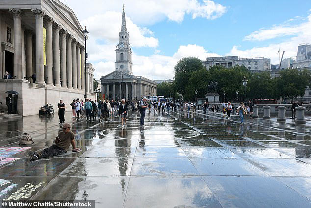 Met Office issues expanded yellow weather warning for London and SE as ...