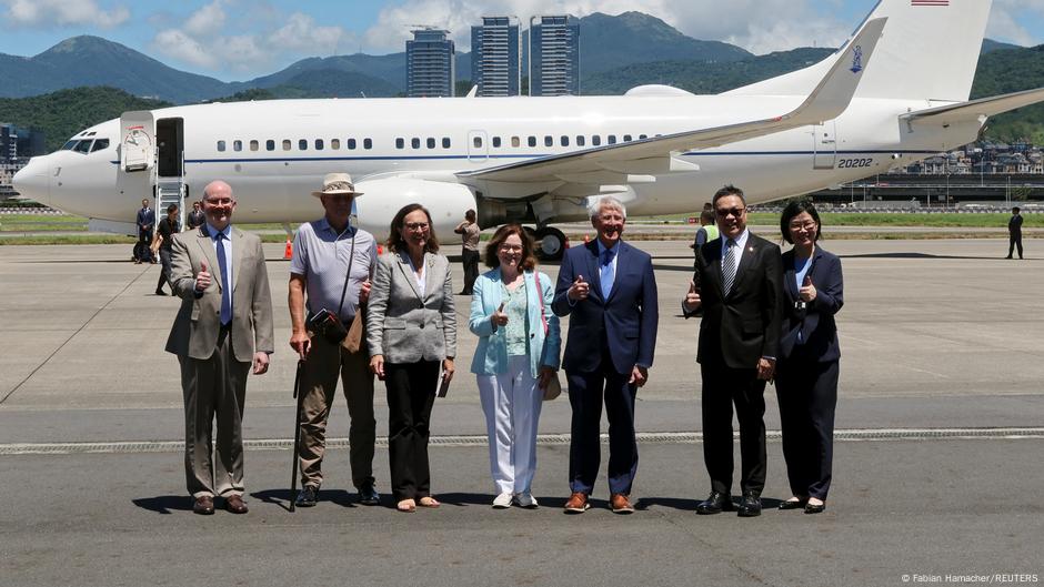US Senators arrive in Taiwan amid tensions with China