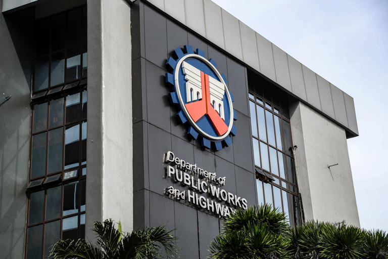 DPWH suspends application for 'personal travel' of all personnel amid probe