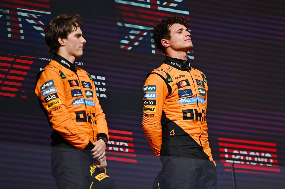 McLaren will keep driver strategy options open after Hungary F1 split