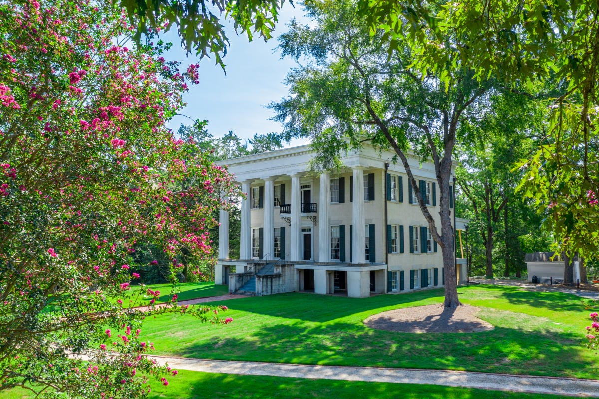 Fairy tales in Georgia? These 8 small towns in GA give a magical feel ...
