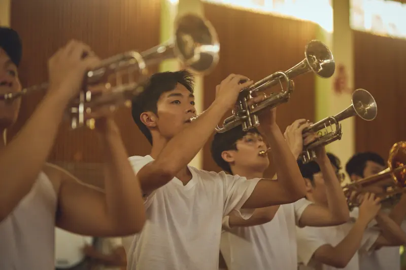 名家論壇》膝關節／《進行曲》劇評